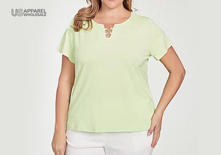 14 Different Types Of T-Shirt Necklines